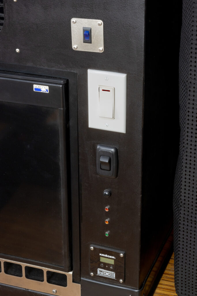 Access | Wide Body Class B RV | MAXVAN® Innovative RVs